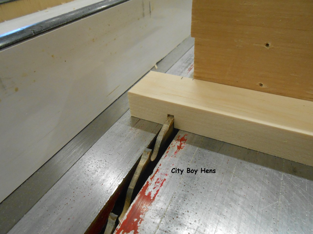 How To Build A 5 Frame Nuc Beehive | City Boy Hens