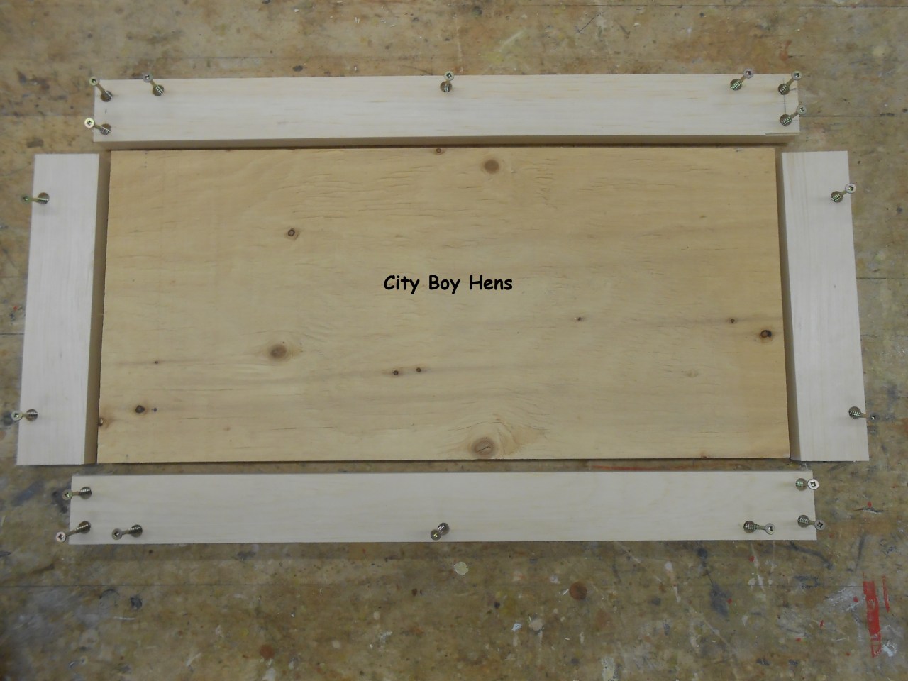 How To Build A 5 Frame Nuc Beehive | City Boy Hens